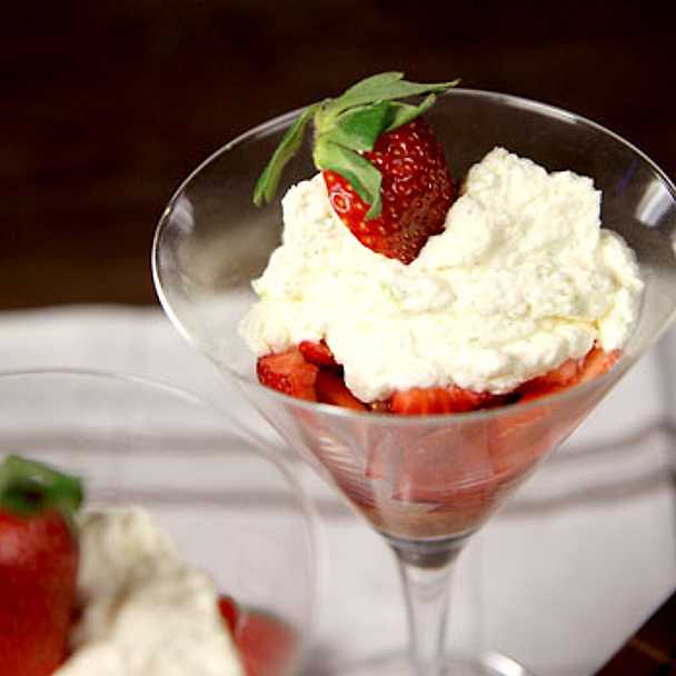 Enkel dessert i glas | Köket.se