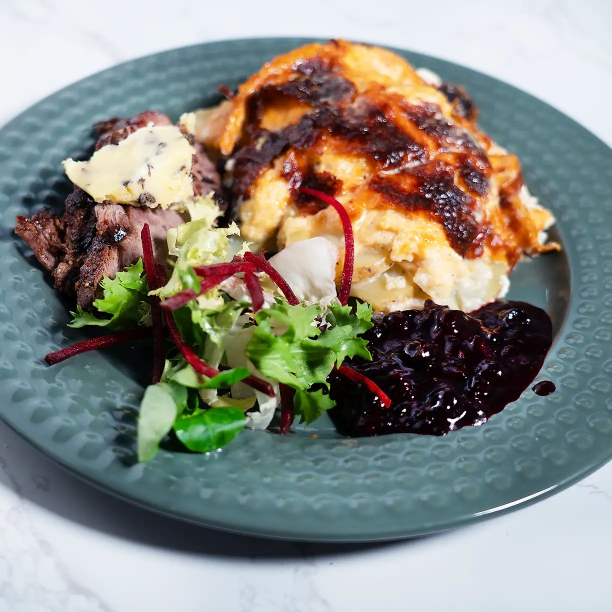 Här är rätterna som det bjöds på under Halv åtta hos mig i Sunne ...