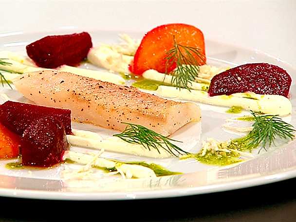 Confiterad kummel med pepparrotskräm | Recept från Köket.se