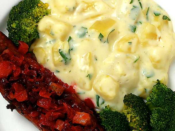 Fyllda isterband med stuvad potatis | Recept från Köket.se