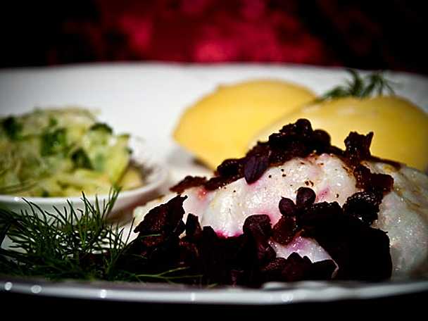 Pocherad torskrygg med brynt smör | Recept från Köket.se