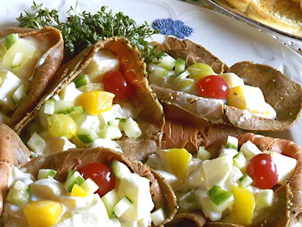 Rostbiff med mimosasallad | Recept från Köket.se