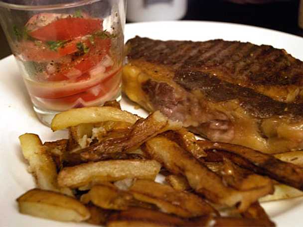 Svensk hängmörad entrecôte med sauce béarnaise | Recept från Köket.se