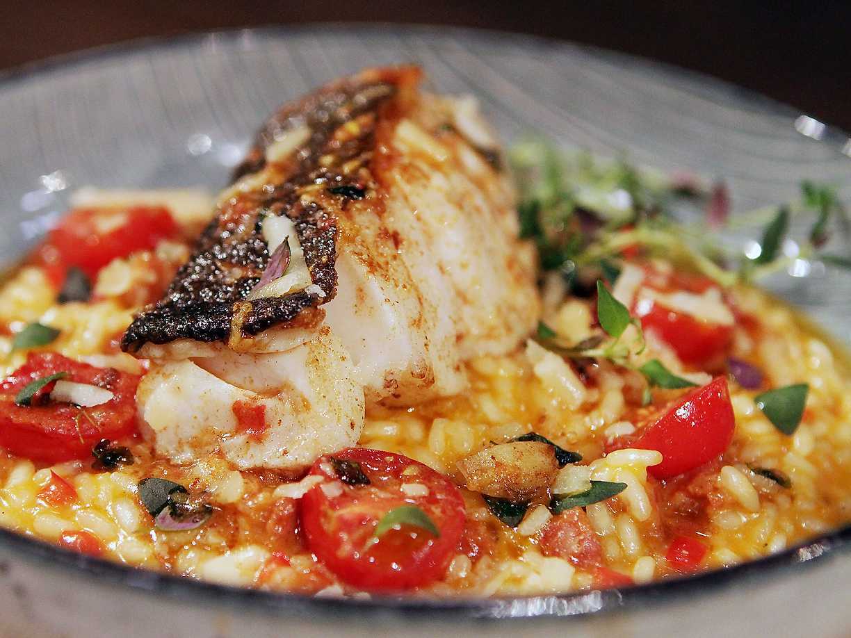 Chorizorisotto med vitlök och timjanstekt torsk | Köket.se