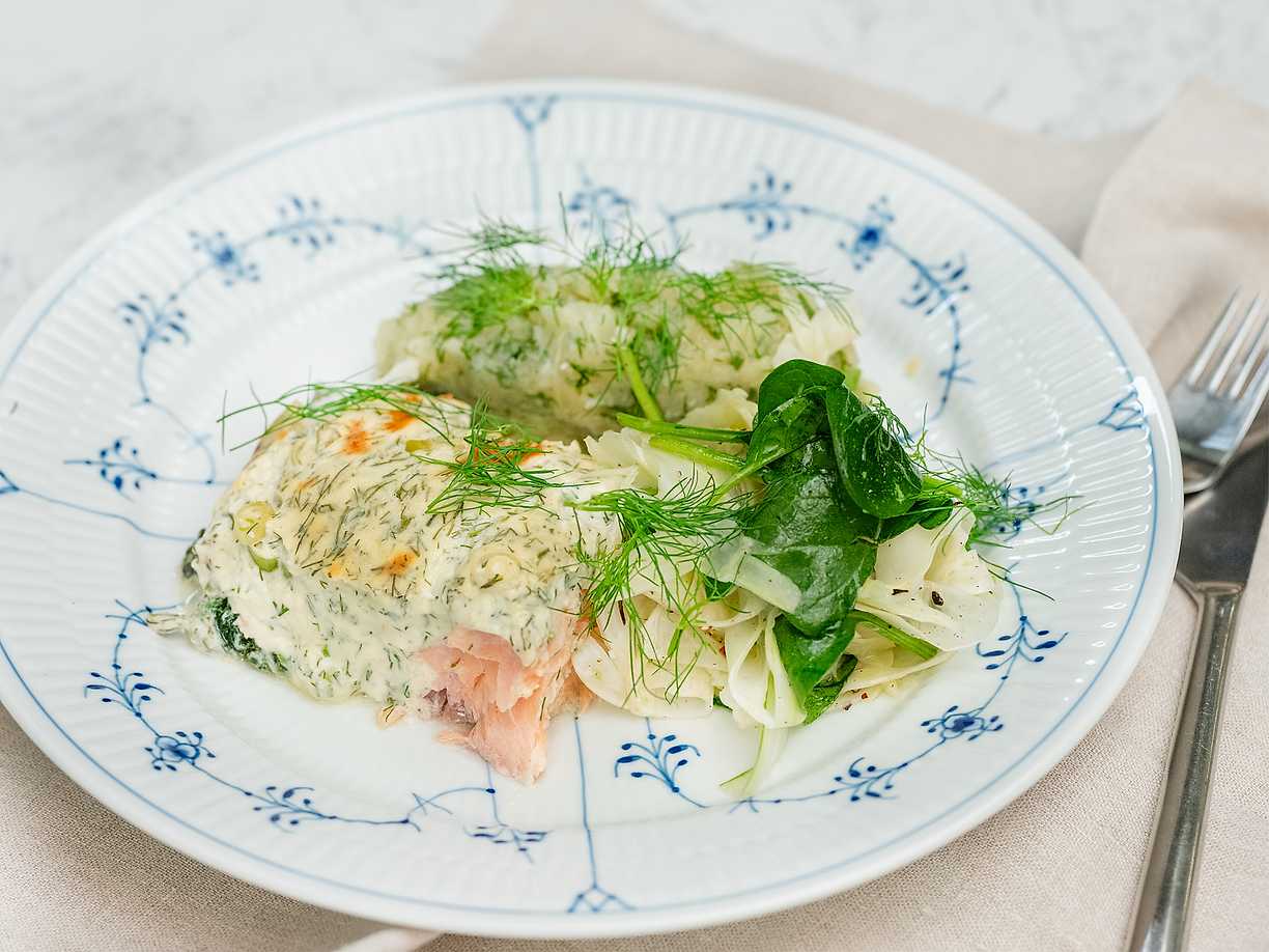 Dill- och pepparrotsbakad lax med potatisstomp | Köket.se