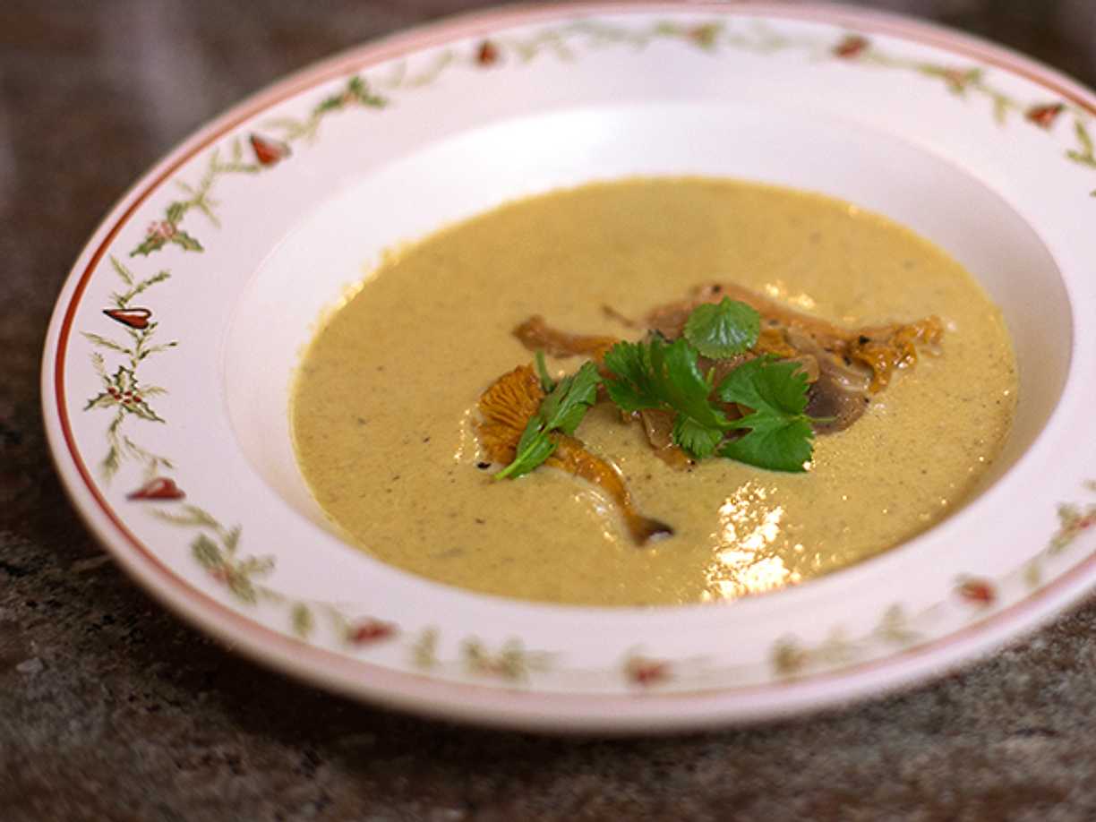 Elegant kantarellsoppa | Köket.se