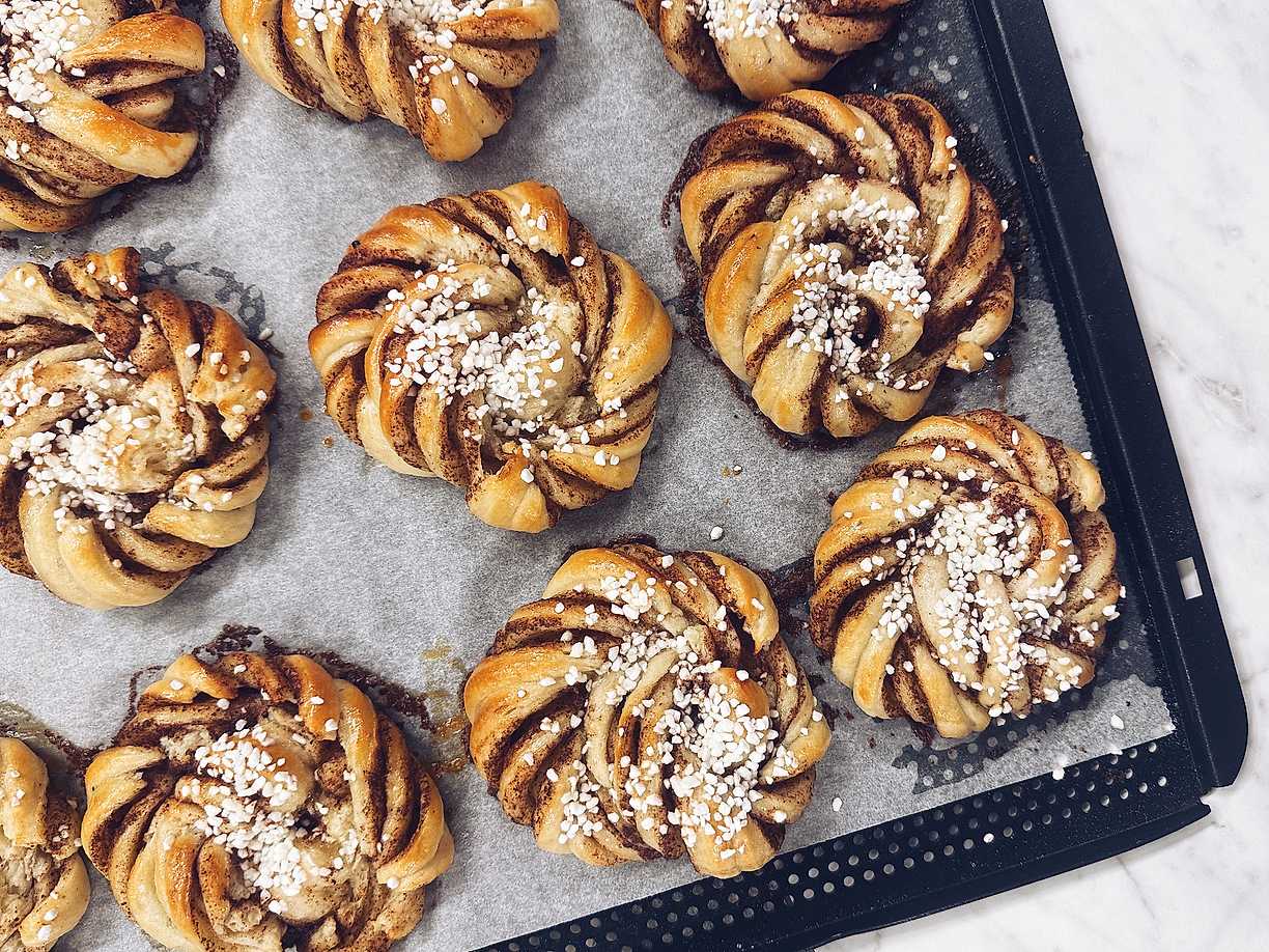 En plåt kanelbullar | Köket.se