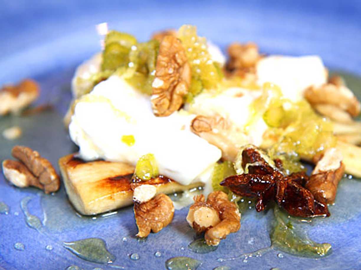 Färsk getost med rostade palsternackor | Köket.se