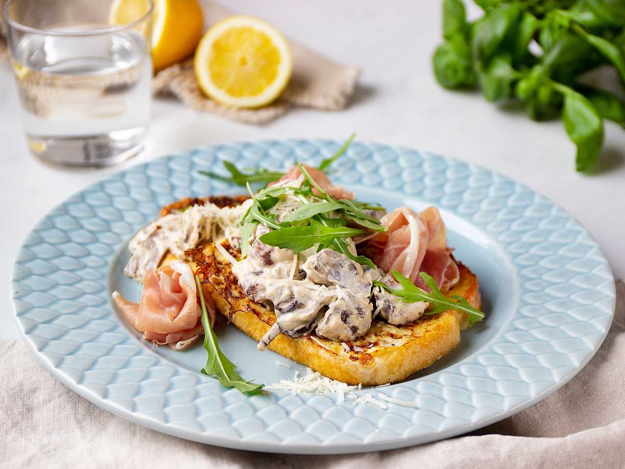 Fattiga riddare med Philadelphiastuvad svamp och skinka | Köket.se