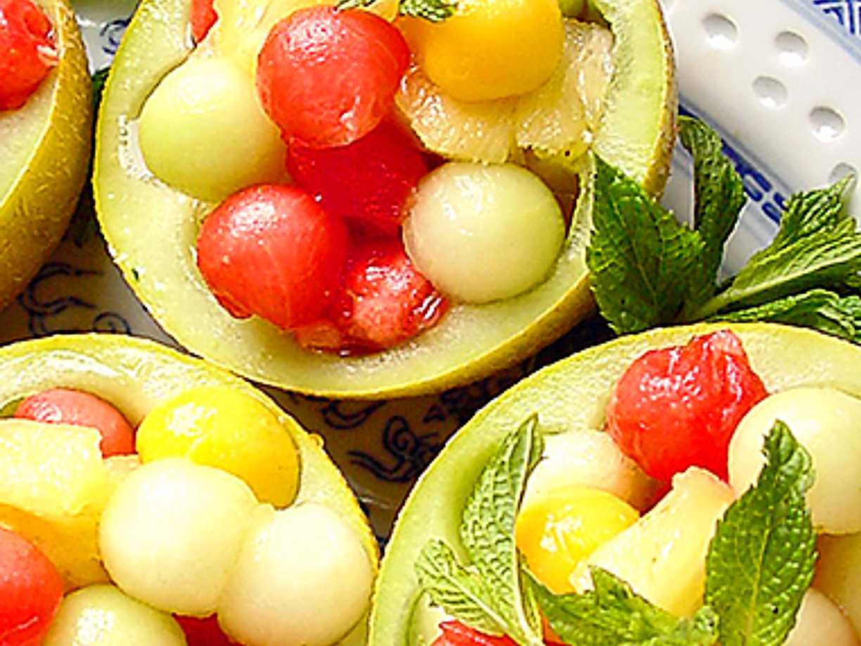 Fruktsallad i melonkorg | Köket.se