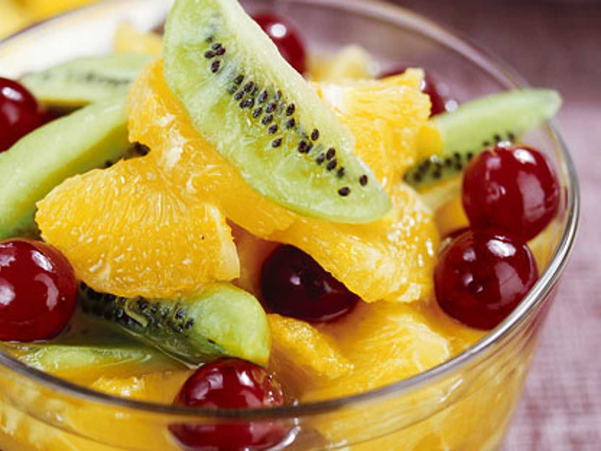 Fruktsallad med smak av kanel och ingefära | Köket.se