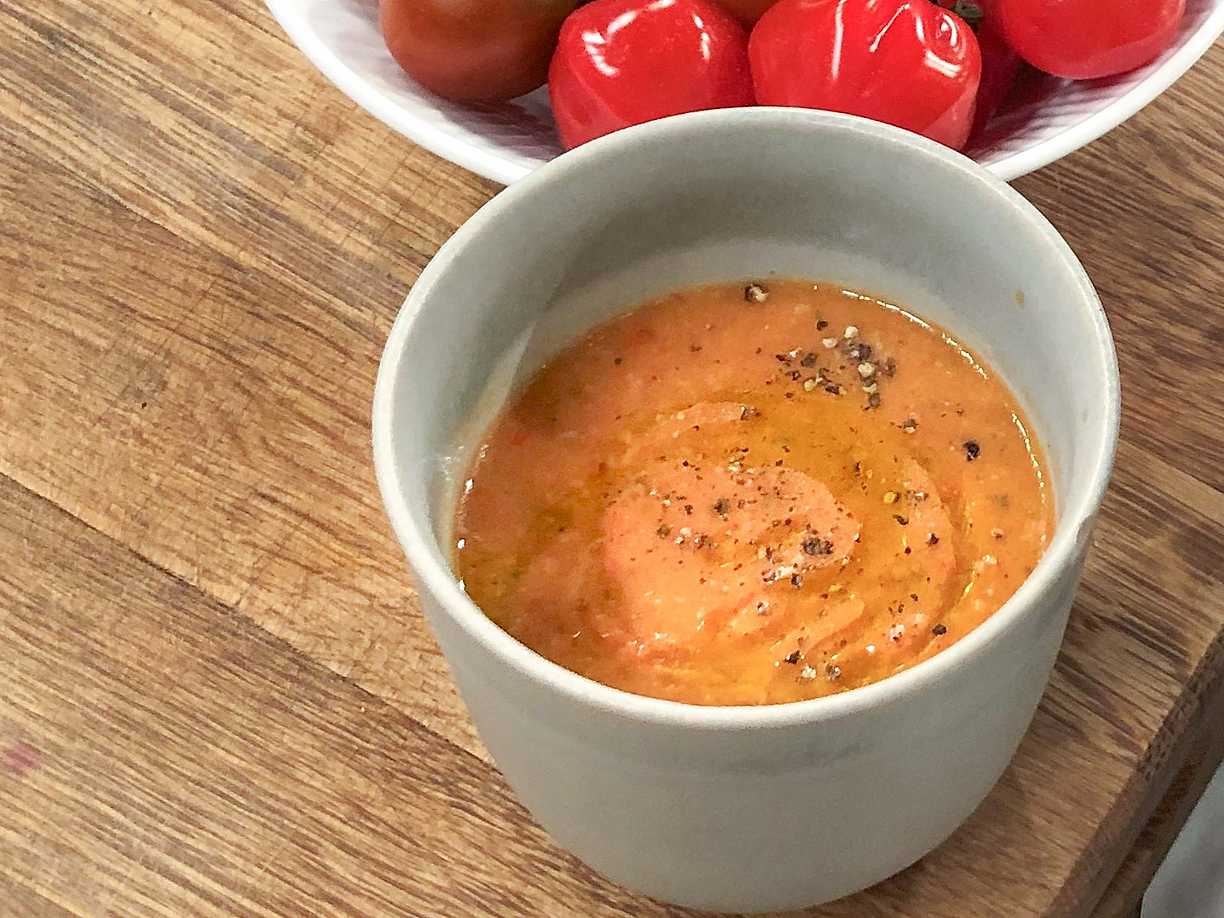 Gazpacho med röd paprika | Köket.se