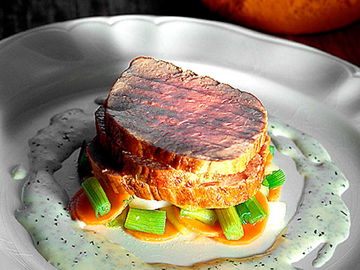 Kalvstek med dillsås | Köket.se