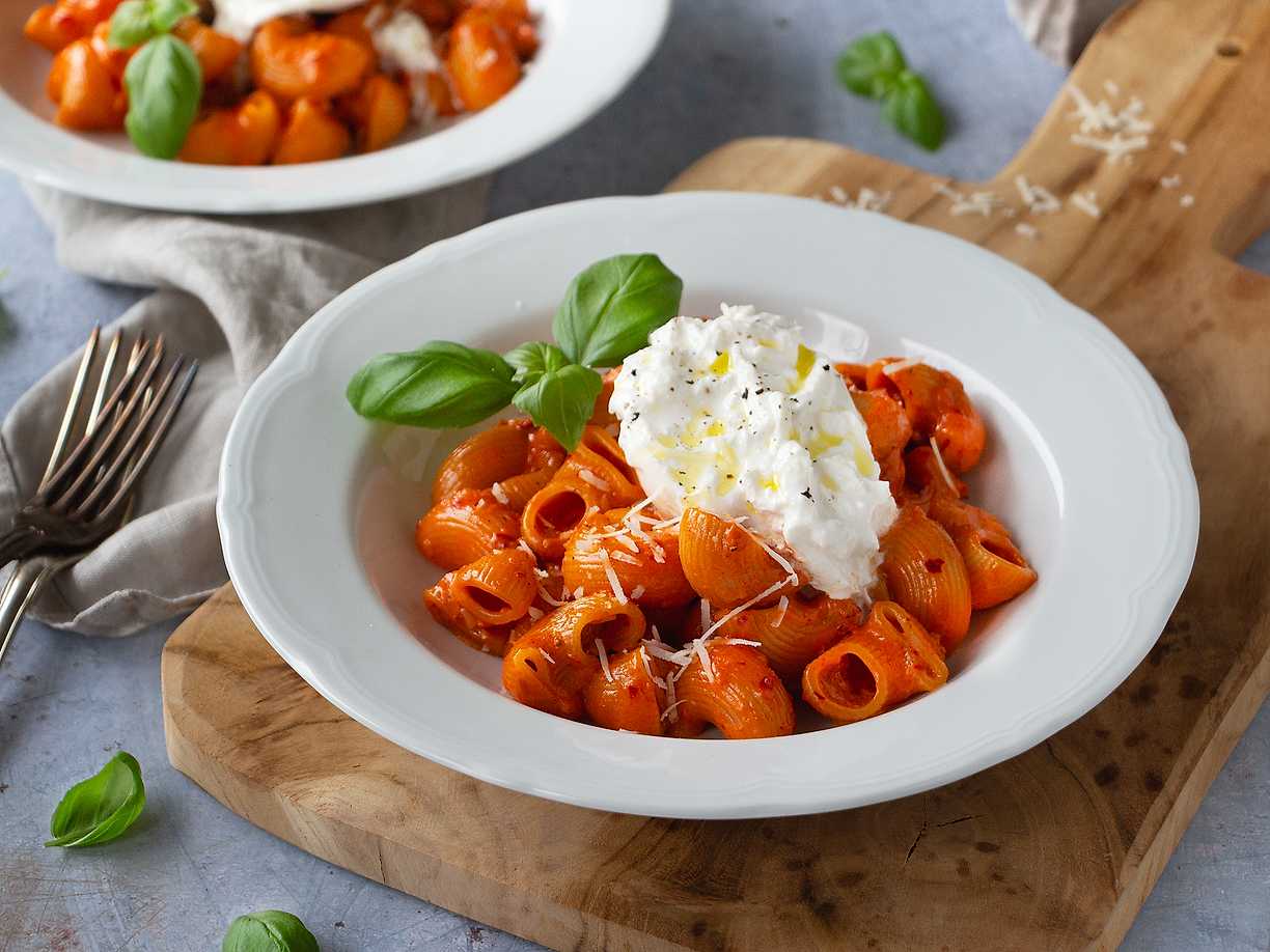 Krämig 'Nduja pasta med burrata | Köket.se