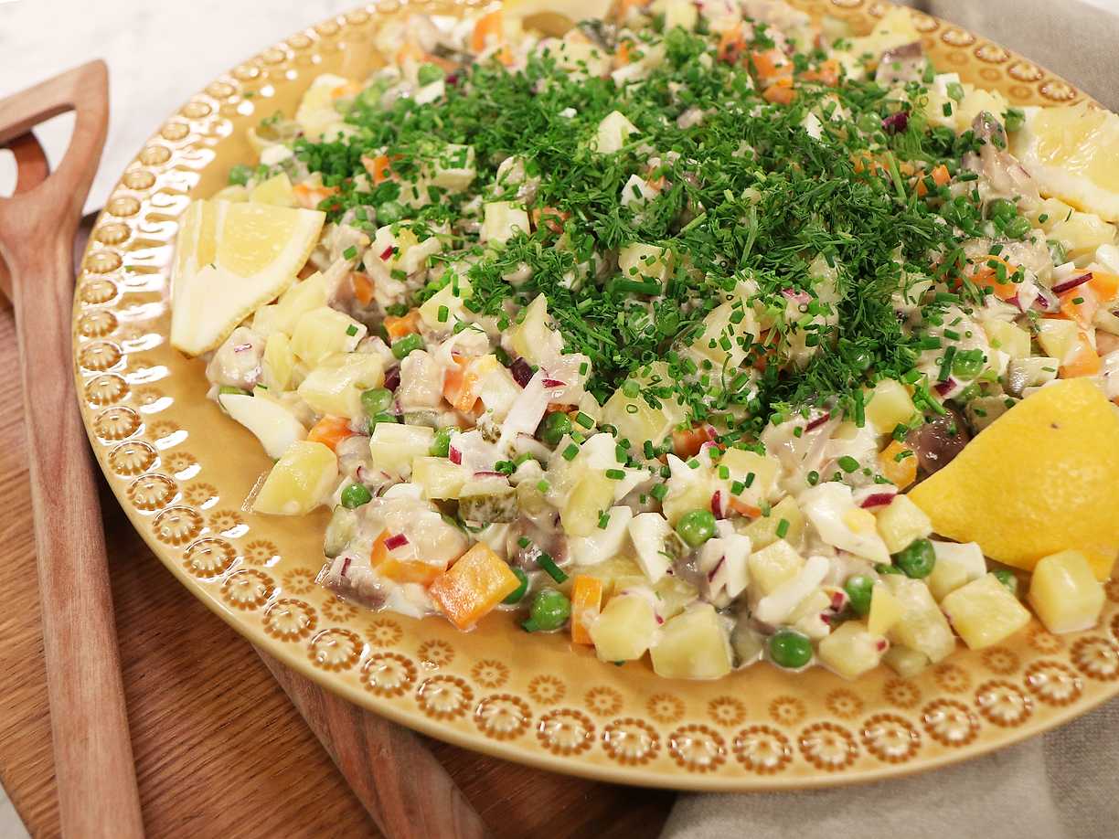 Krämig sillsallad - insalata russa | Köket.se