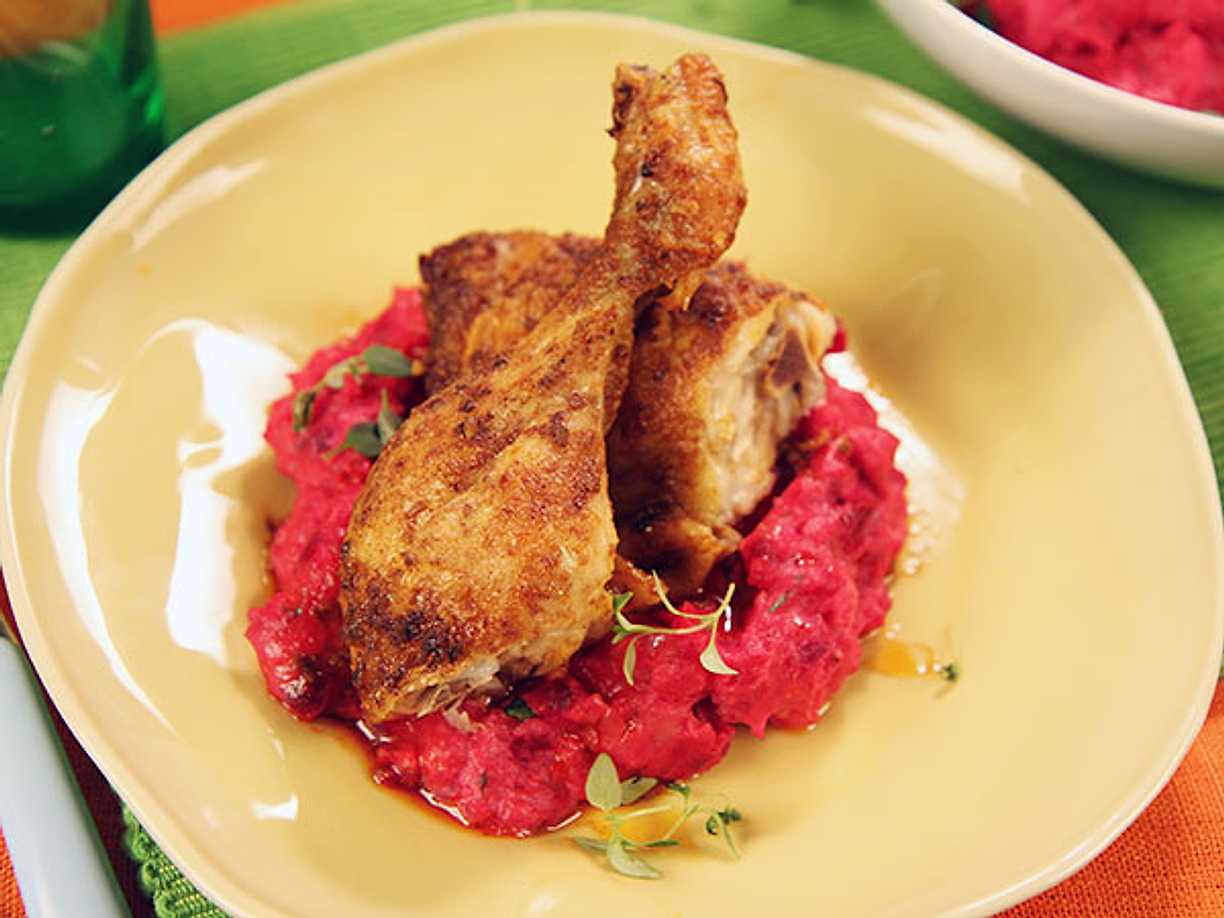 Kycklingklubba med potatis- och rödbetsstomp | Köket.se