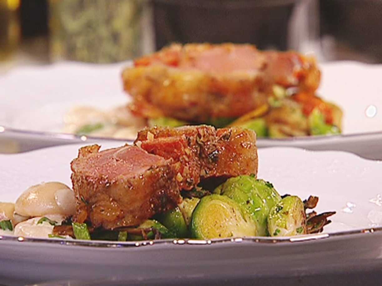 Lamm med chorizo, kantareller och vita bönor | Köket.se