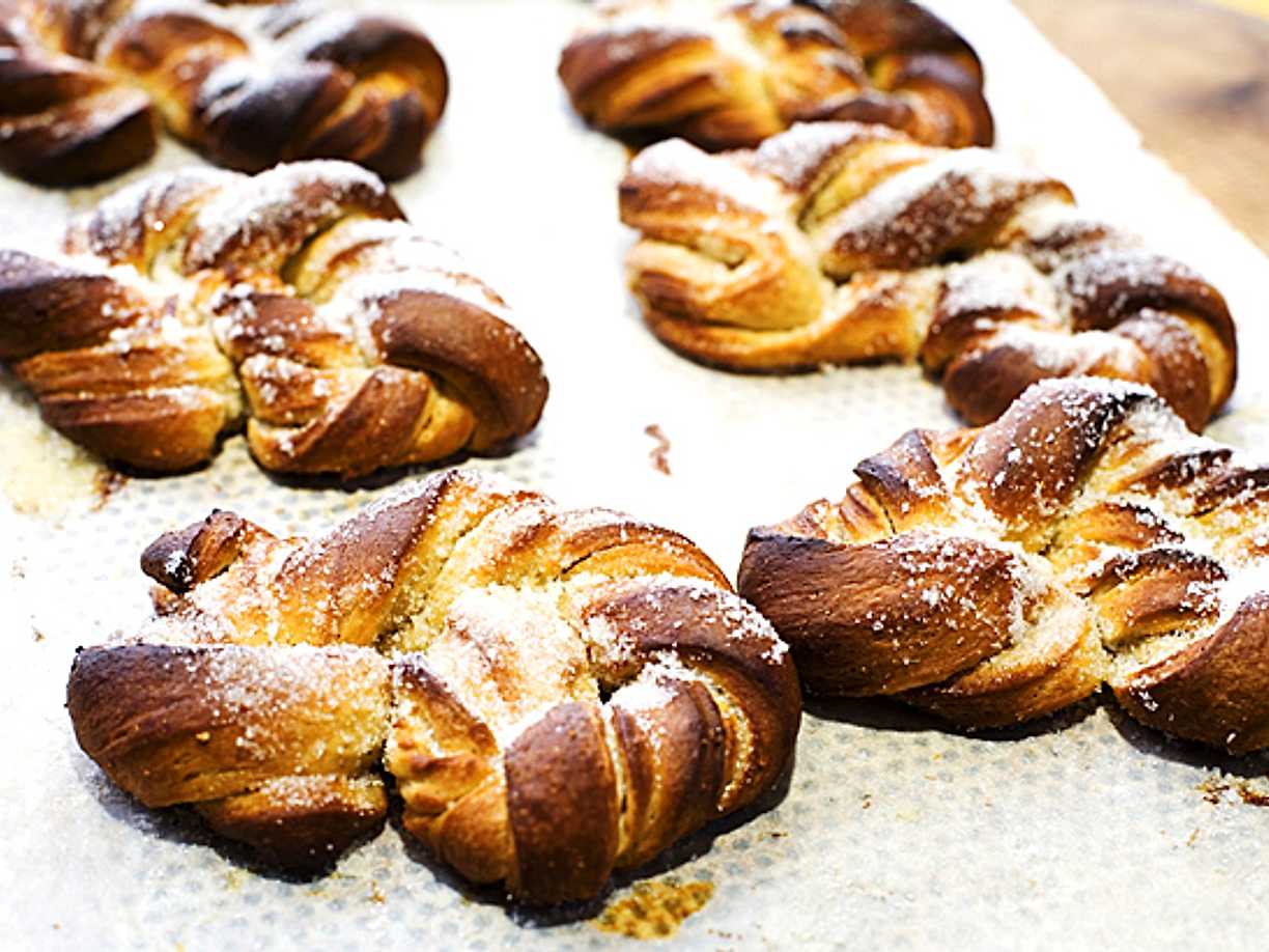 Nybakade sockerkringlor | Köket.se