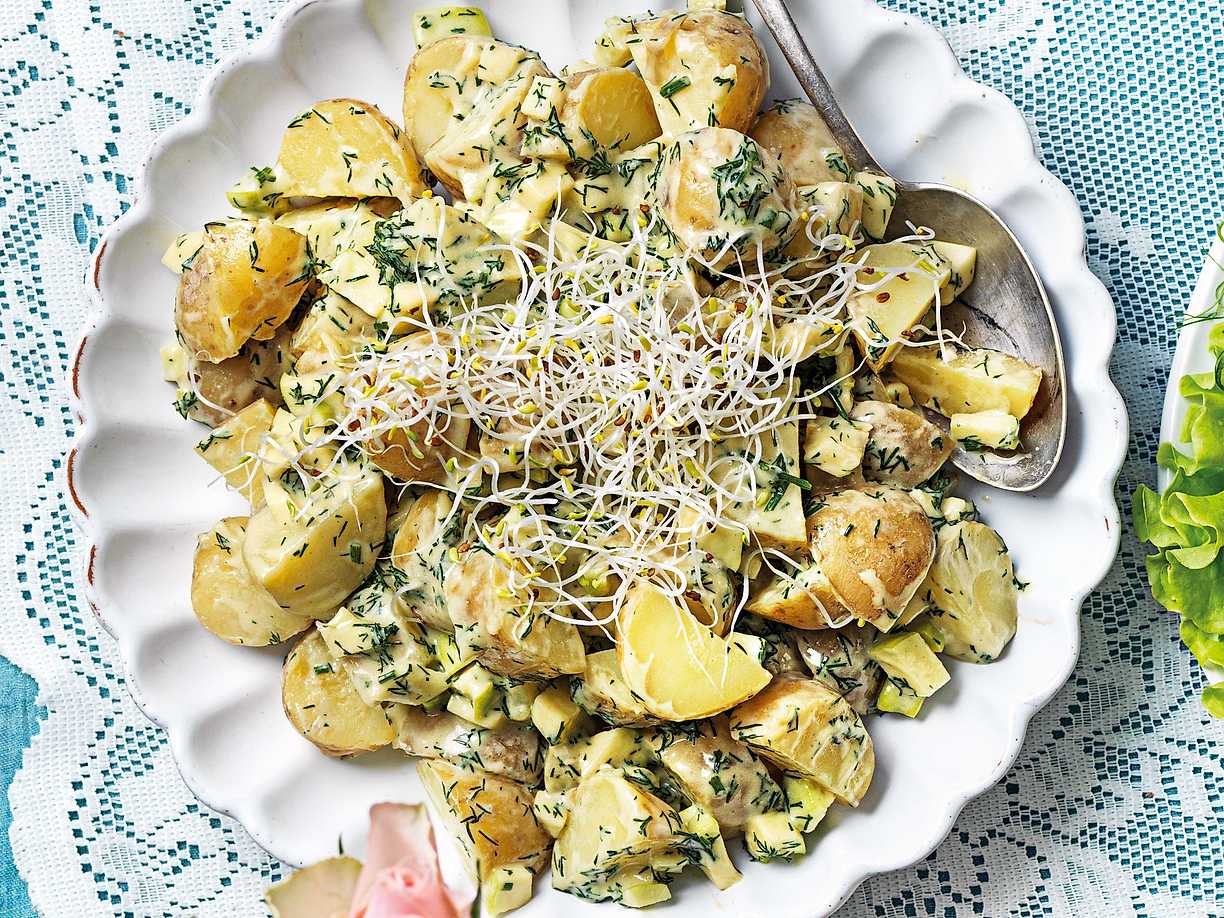 Potatissallad med hovmästarsås | Köket.se