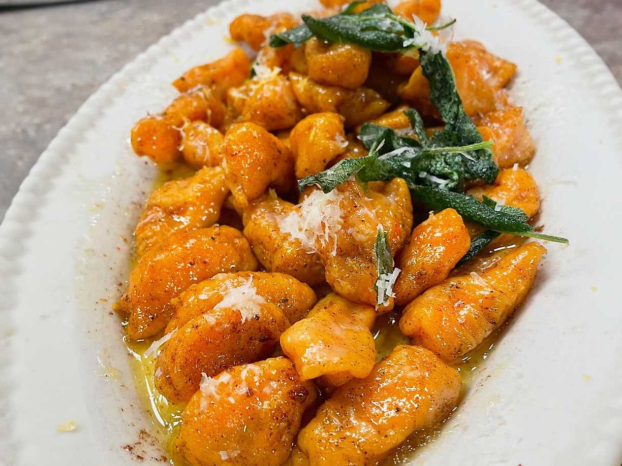 Pumpagnocchi med salvia och citron | Köket.se