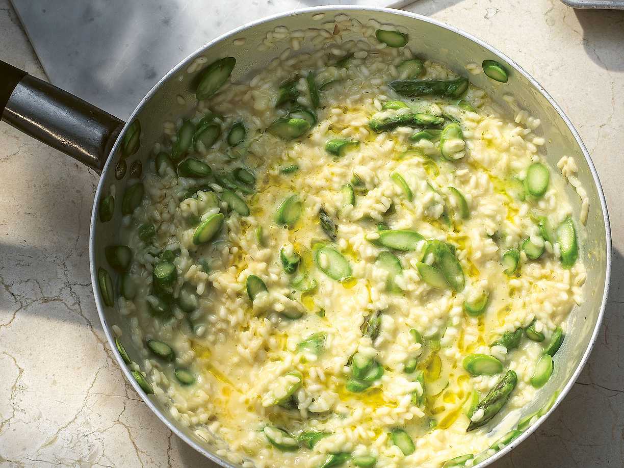 Risotto med sparris, citron och olivolja | Köket.se