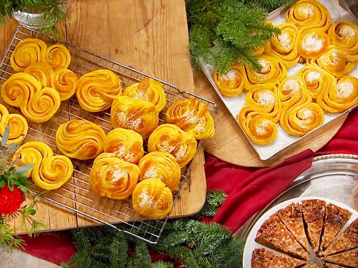 Saffransbullar på briochedeg fyllda med vit choklad | Köket.se