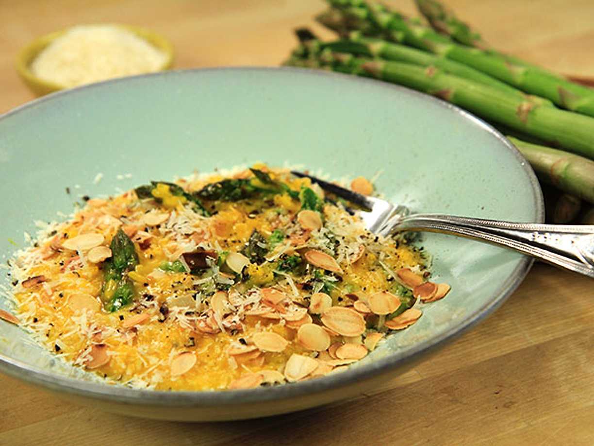 Saffransrisotto med rostad mandel | Köket.se