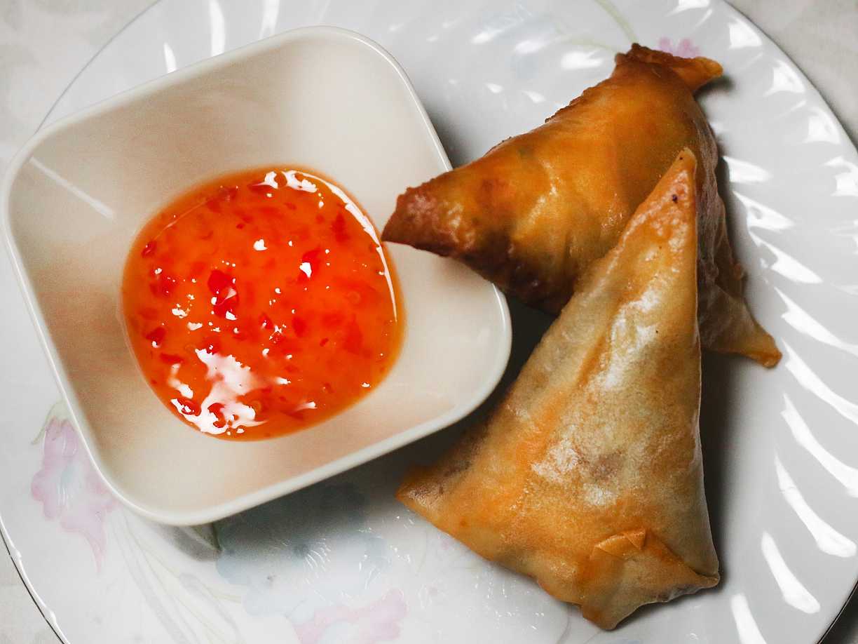 Samosas med nötfärs, chili och kokos | Köket.se