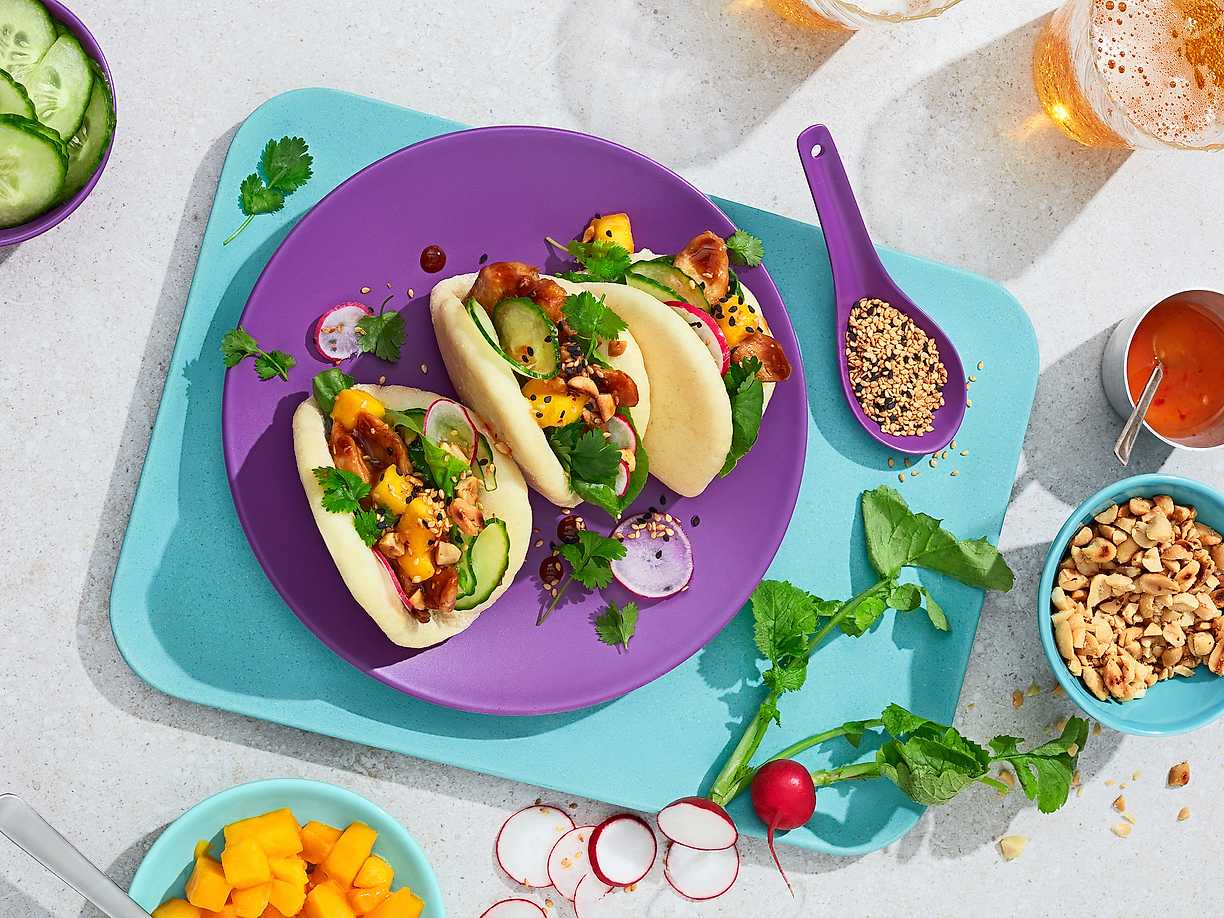 Asian Buns med kyckling och mango | Köket.se