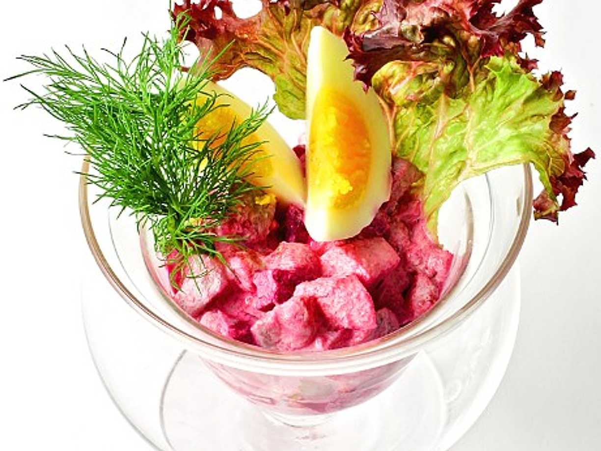 Werners sillsallad på egen senapssås | Köket.se