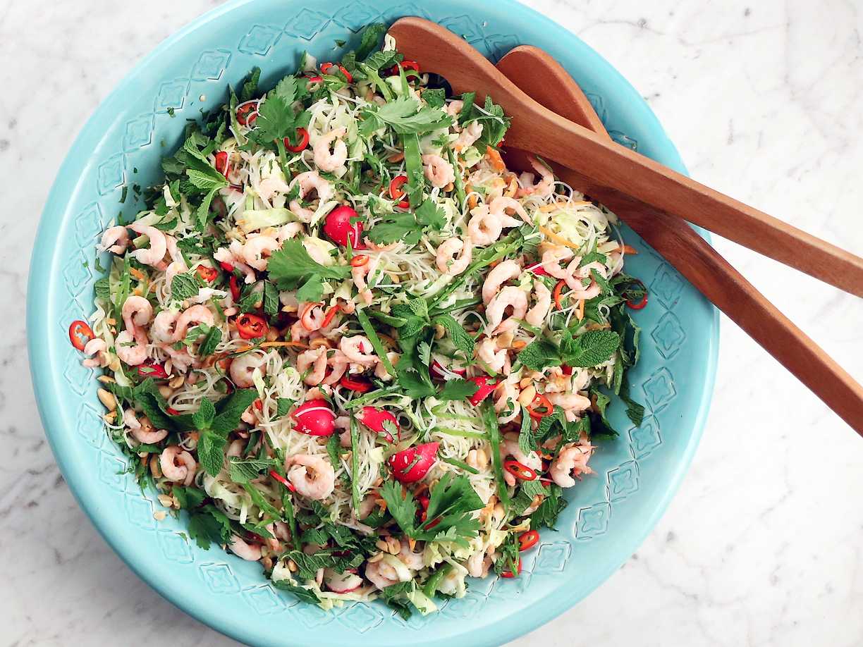 Vietnamesisk räksallad med risnudlar | Köket.se